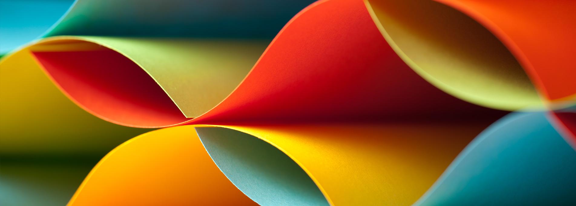 Mehrsprachiges Grafisches Layout und Desktop-Publishing.